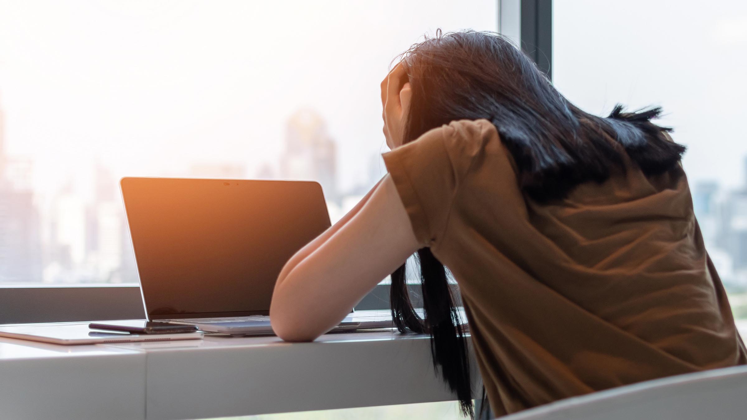 Managing Employees Who Bring Their Problems to Work